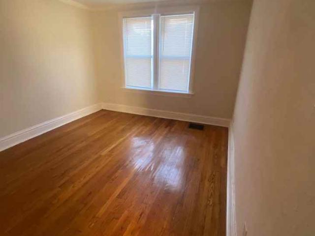 1 Bedroom Apartment for Rent at 4908 W Florissant Ave #D, St. Louis, MO 63115 Mark Twain
