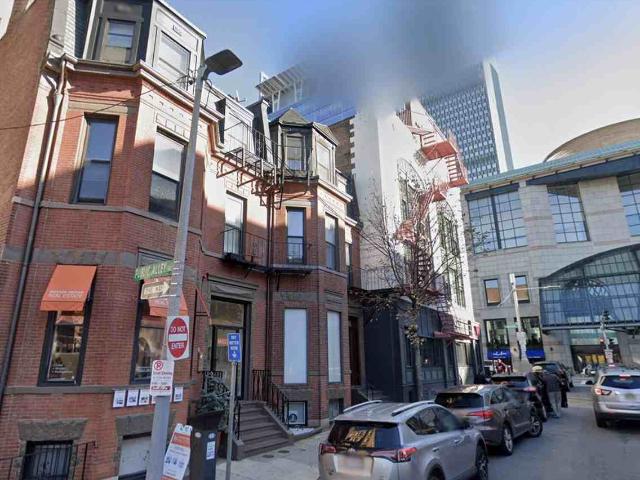 1 Bedroom Apartment for Rent at 49 Gloucester St #2, Boston, MA 02115 Back Bay