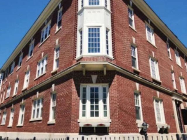1 Bedroom Apartment for Rent at 49 S Lake Ave #12, Albany, NY 12203 Washington Park