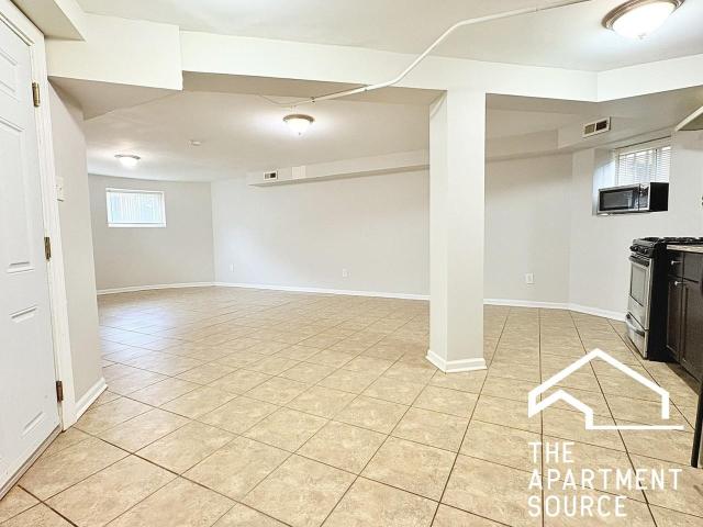 1 Bedroom Apartment for Rent at 4009 S Calumet Ave #G, Chicago, IL 60653 Grand Boulevard