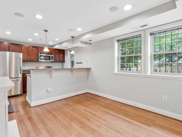 1 Bedroom Apartment for Rent at 410 15th St Ne, Washington, DC 20002 Capitol Hill