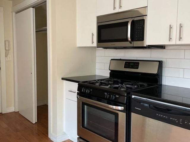 1 Bedroom Apartment for Rent at 415 S Broad St, Philadelphia, PA 19147 Avenue of the Arts South