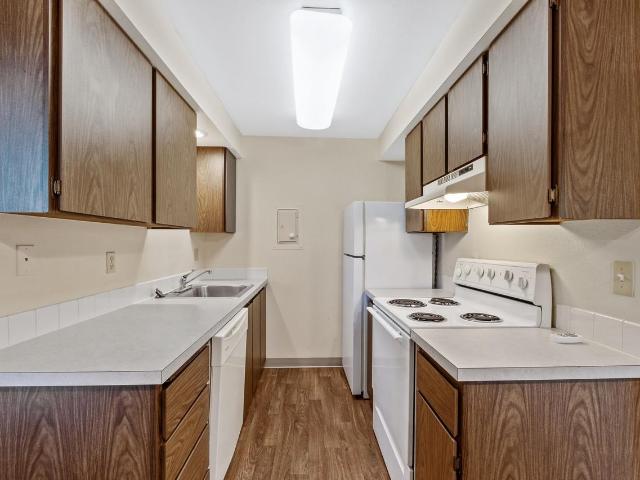 1 Bedroom Apartment for Rent at 419 E Hawthorne Rd #52, Country Homes, WA 99218 Country Homes