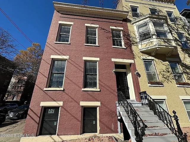 1 Bedroom Apartment for Rent at 41 Dove st Lower Level41 Dove St, Albany, NY 12210 Sheridan Hollow