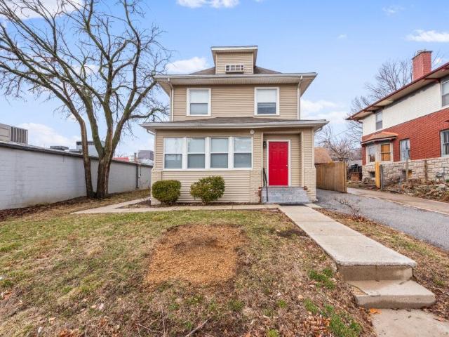 1 Bedroom Apartment for Rent at 4244 Terrace St, Kansas City, MO 64111 Volker