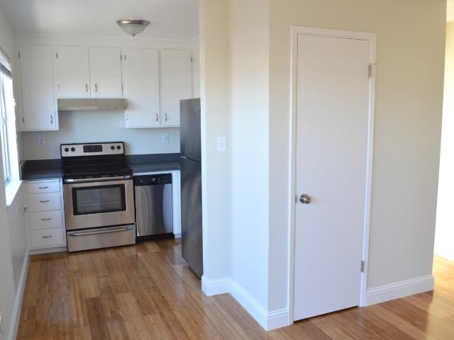 1 Bedroom Apartment for Rent at 429 28th St #5, San Francisco, CA 94131 Noe Valley