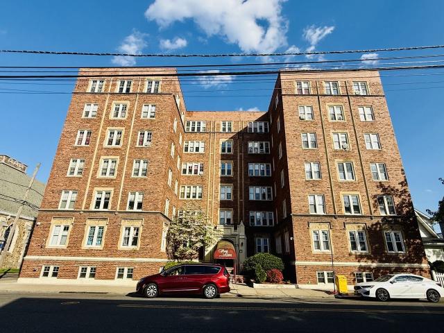 1 Bedroom Apartment for Rent at 430 Union Street #3B, Hackensack, NJ 07601