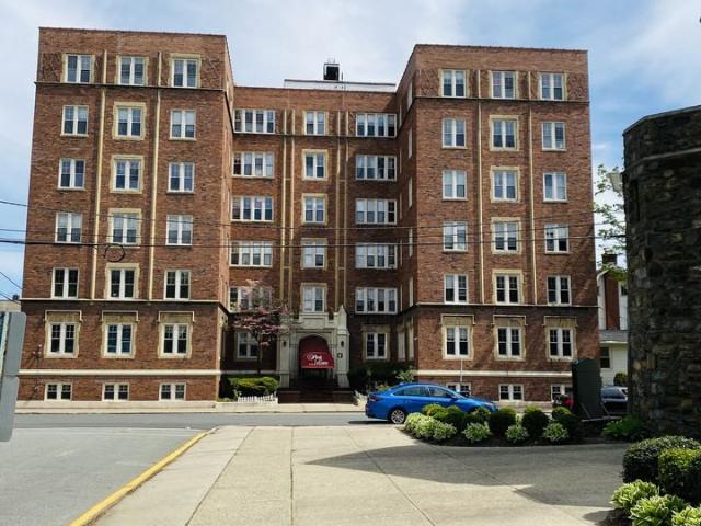 1 Bedroom Apartment for Rent at 430 Union Street #5B, Hackensack, NJ 07601