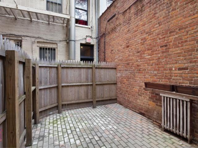 1 Bedroom Apartment for Rent at 439 W 50th St #1RW, New York, NY 10019 Hell's Kitchen