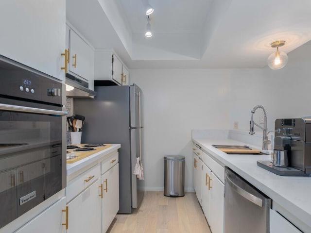1 Bedroom Apartment for Rent at 5870 Green Valley Cir, Culver City, CA 90230 Fox Hills