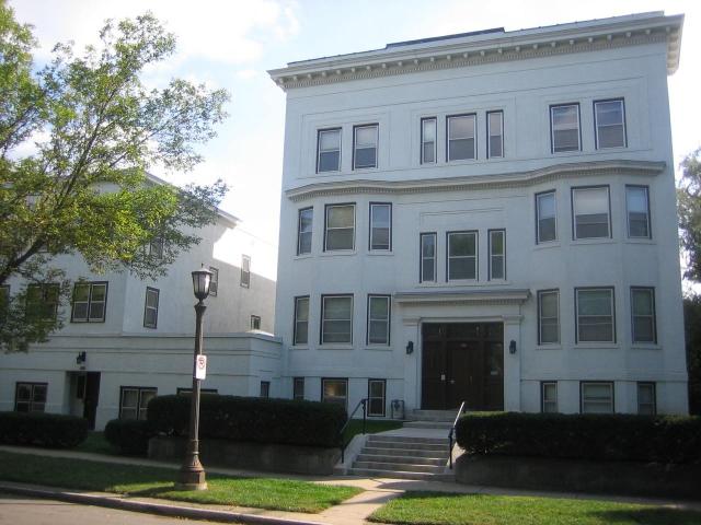 1 Bedroom Apartment for Rent at 590 Holly Avenue, St. Paul, MN 55102 Summit University