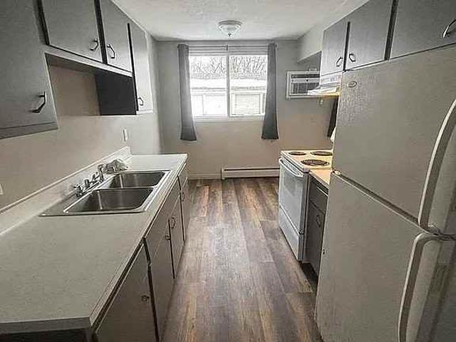 1 Bedroom Apartment for Rent at 5910 W Broadway Ave #3, Crystal, MN 55428 Lions Park