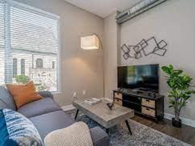 1 Bedroom Apartment for Rent at 500 Singleton Blvd #0, Dallas, TX 75212