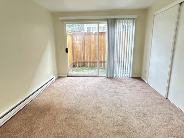 1 Bedroom Apartment for Rent at 5035 15th Ave. N.E. 102 #102, Seattle, WA 98105 University District