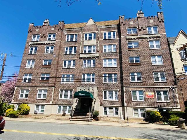 1 Bedroom Apartment for Rent at 50 Anderson Street #E7, Hackensack, NJ 07601