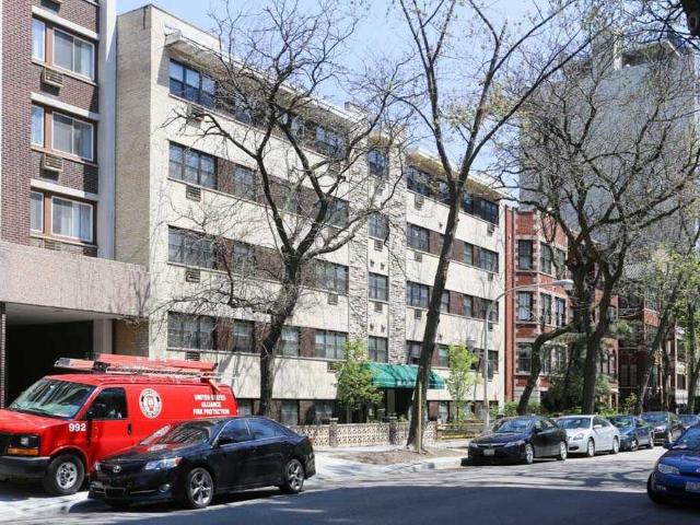 1 Bedroom Apartment for Rent at 510 W Briar Pl #209, Chicago, IL 60657 Lakeview