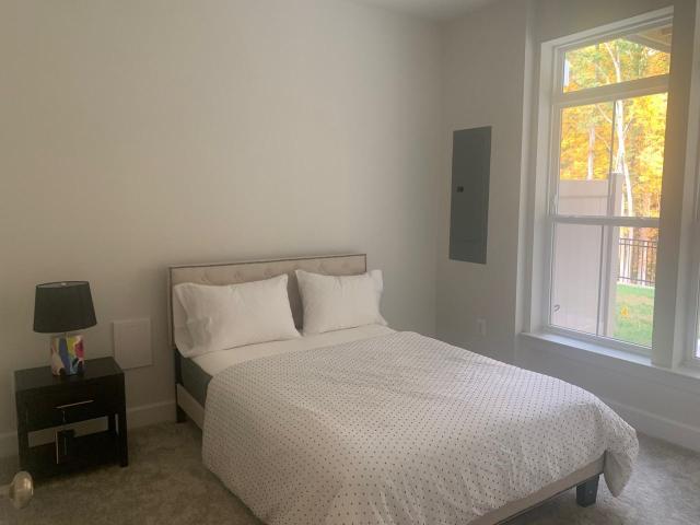 1 Bedroom Apartment for Rent at 5187 Ridgeview Retreat Dr #5187, Chantilly, VA 20151