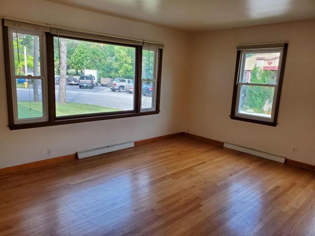 1 Bedroom Apartment for Rent at 519 Glenwood Dr #3, Waukesha, WI 53186