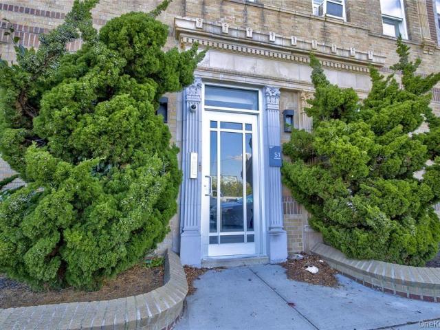 1 Bedroom Apartment for Rent at 51 Georgia Avenue #3, Long Beach, NY 11561 West End