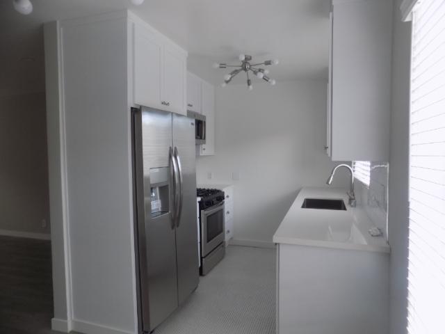 1 Bedroom Apartment for Rent at 646 S Barrington Ave, Los Angeles, CA 90049 Brentwood