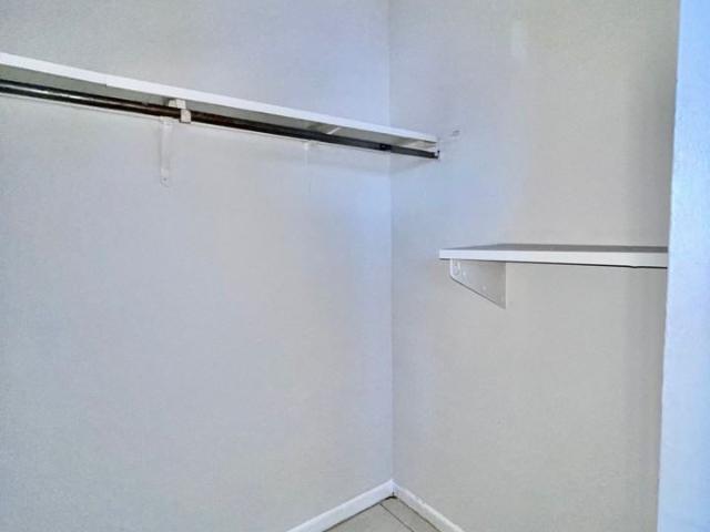 1 Bedroom Apartment for Rent at 651 Nw 177th St, Miami Gardens, FL 33169 Cloverleaf Gardens