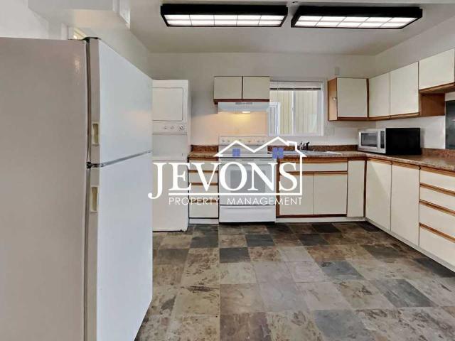 1 Bedroom Apartment for Rent at 6617 S Monroe St, Tacoma, WA 98409 South Tacoma