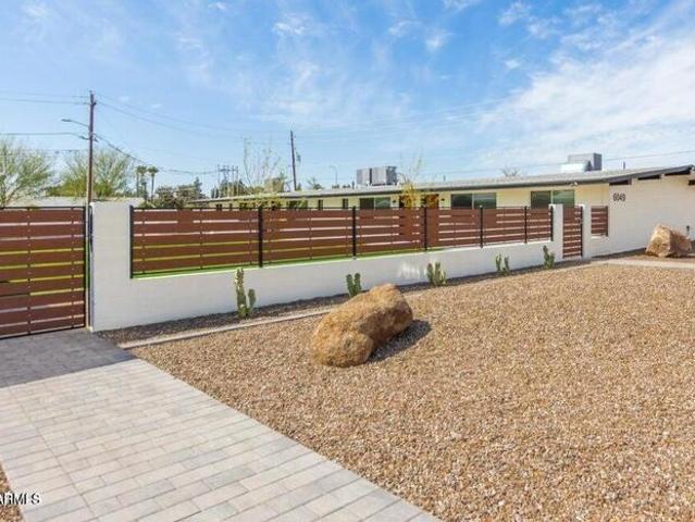 1 Bedroom Apartment for Rent at 6049 W Laurie Ln #3, Glendale, AZ 85302