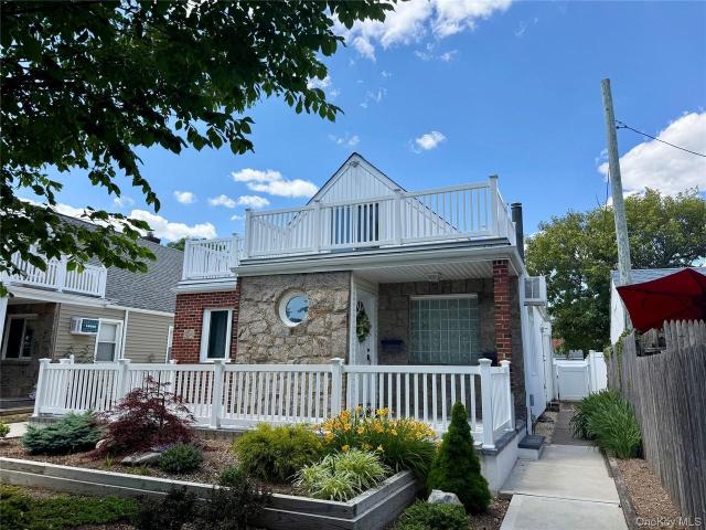 1 Bedroom Apartment for Rent at 615 W Market St, Long Beach, NY 11561 Westholme North