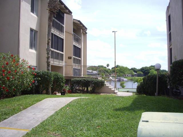 1 Bedroom Apartment for Rent at 618 Orange Dr #212, Altamonte Springs, FL 32701