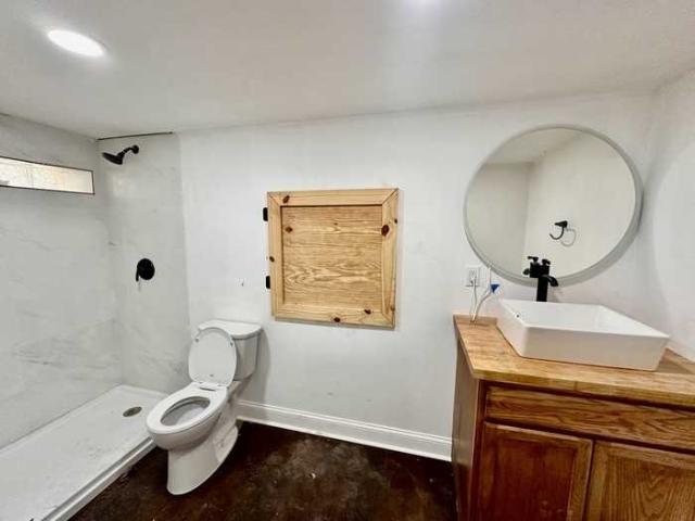 1 Bedroom Apartment for Rent at 621 N Parker Ave #BS, Indianapolis, IN 46201 Near Eastside