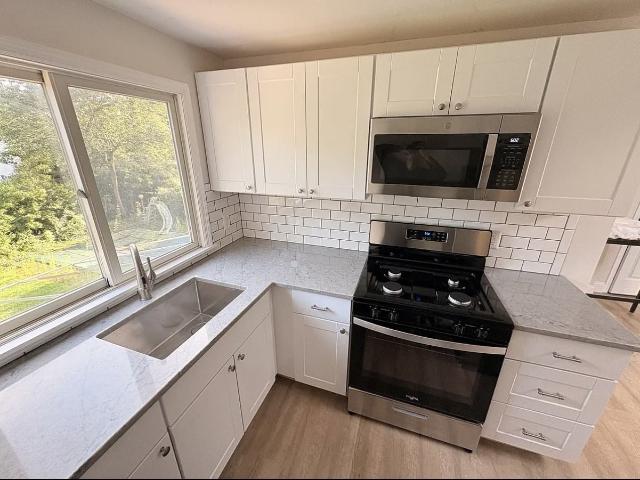 1 Bedroom Apartment for Rent at 62 39th Street, Islip, NY 11751 Islip
