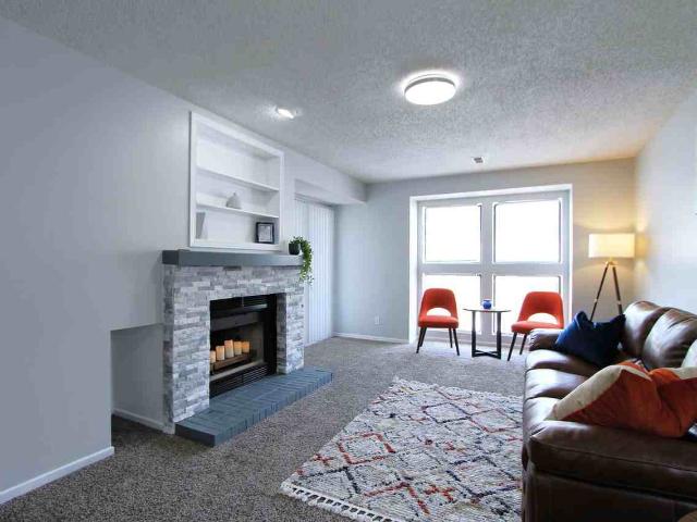 1 Bedroom Apartment for Rent at 6320 S 72nd St #105, Ralston, NE 68127