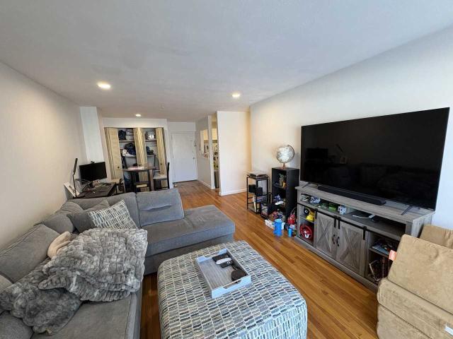 1 Bedroom Apartment for Rent at 6 Gilson Rd #18, Quincy, MA 02169 Quincy Center