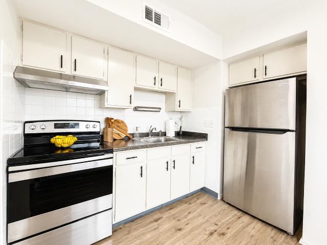 1 Bedroom Apartment for Rent at 7422 Gravois Avenue #2B, St. Louis, MO 63123 Boulevard Heights