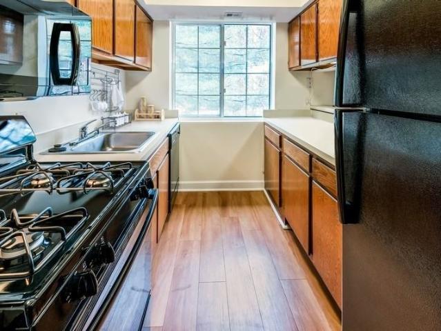 1 Bedroom Apartment for Rent at 744 North Howard Street, Alexandria, VA 22304 Foxchase Apartments