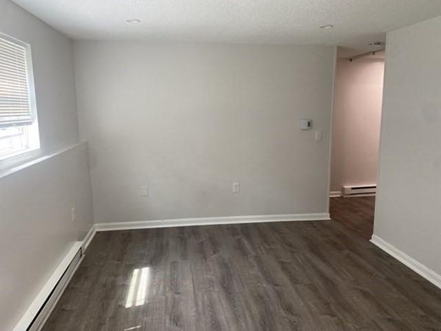 1 Bedroom Apartment for Rent at 75 Vine St #6, Saugus, MA 01906 Downtown Saugus