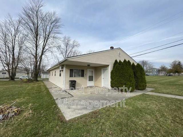 1 Bedroom Apartment for Rent at 7608 Bluffton Rd #3, Fort Wayne, IN 46809 Southwest Waynedale