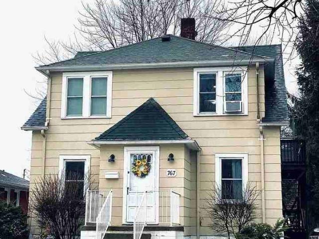 1 Bedroom Apartment for Rent at 767 Riverbank St, Wyandotte, MI 48192