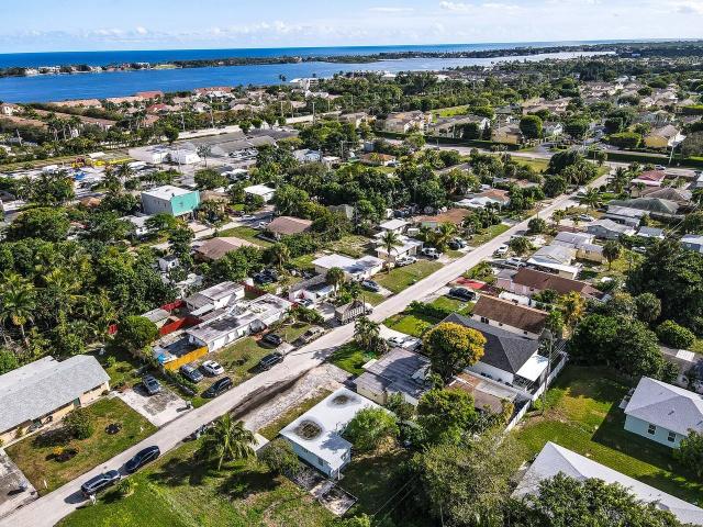 1 Bedroom Apartment for Rent at 7871 Terrace Rd #A, Lantana, FL 33462