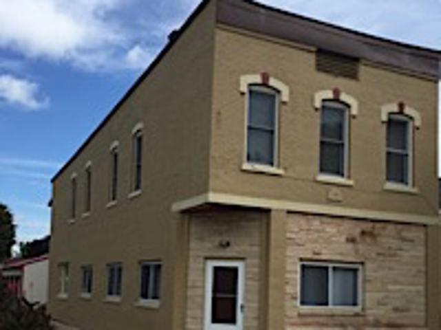 1 Bedroom Apartment for Rent at 700 E 4th St #B, Winona, MN 55987