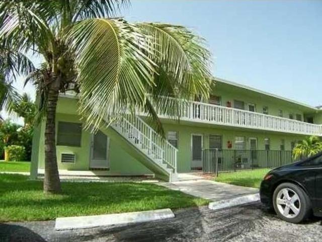 1 Bedroom Apartment for Rent at 702 N L St #13, Lake Worth, FL 33460 Mango Groves