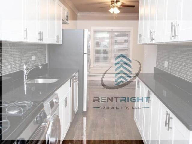 1 Bedroom Apartment for Rent at 724 W Roscoe St #732NGA, Chicago, IL 60657 Lakeview
