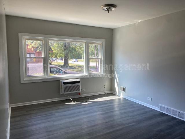 1 Bedroom Apartment for Rent at 725 Sibley Blvd, Calumet City, IL 60409