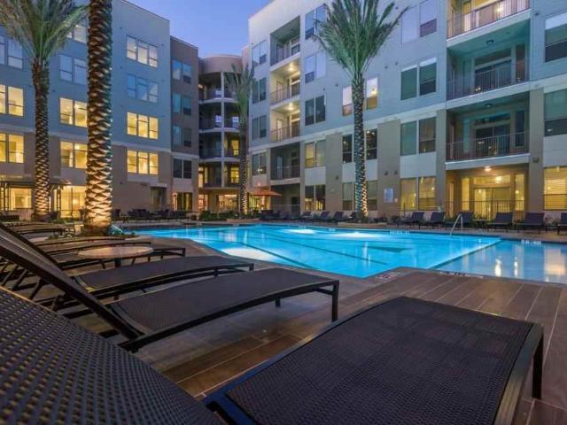 1 Bedroom Apartment for Rent at 72 East Briar Hollow Lane, Houston, TX 77027 Great Uptown
