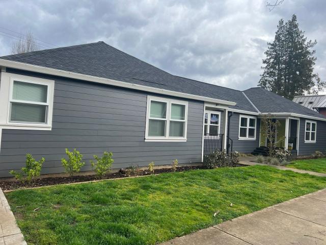 1 Bedroom Apartment for Rent at 732 Ne Prescott St #3, Portland, OR 97211 King