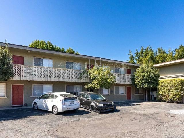 1 Bedroom Apartment for Rent at 803 Laurel St #10, Santa Cruz, CA 95060 Westside