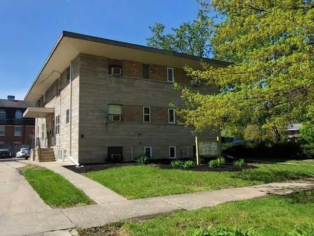 1 Bedroom Apartment for Rent at 811 West Hill Street #12, Champaign, IL 61820