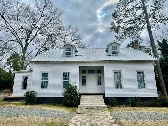 1 Bedroom Apartment for Rent at 819 E Lee St #A, Dawson, GA 39842