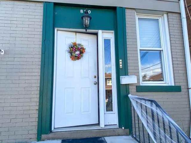 1 Bedroom Apartment for Rent at 820 Bayridge Ave #3, Pittsburgh, PA 15226 Brookline