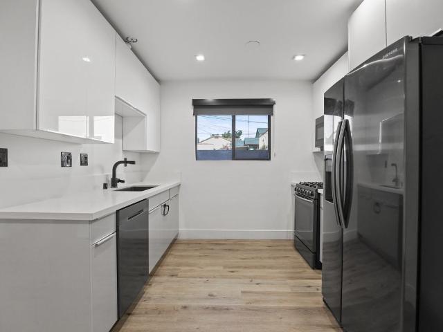 1 Bedroom Apartment for Rent at 955 North Oxford Avenue #4, Los Angeles, CA 90029 Hollywood Studio District